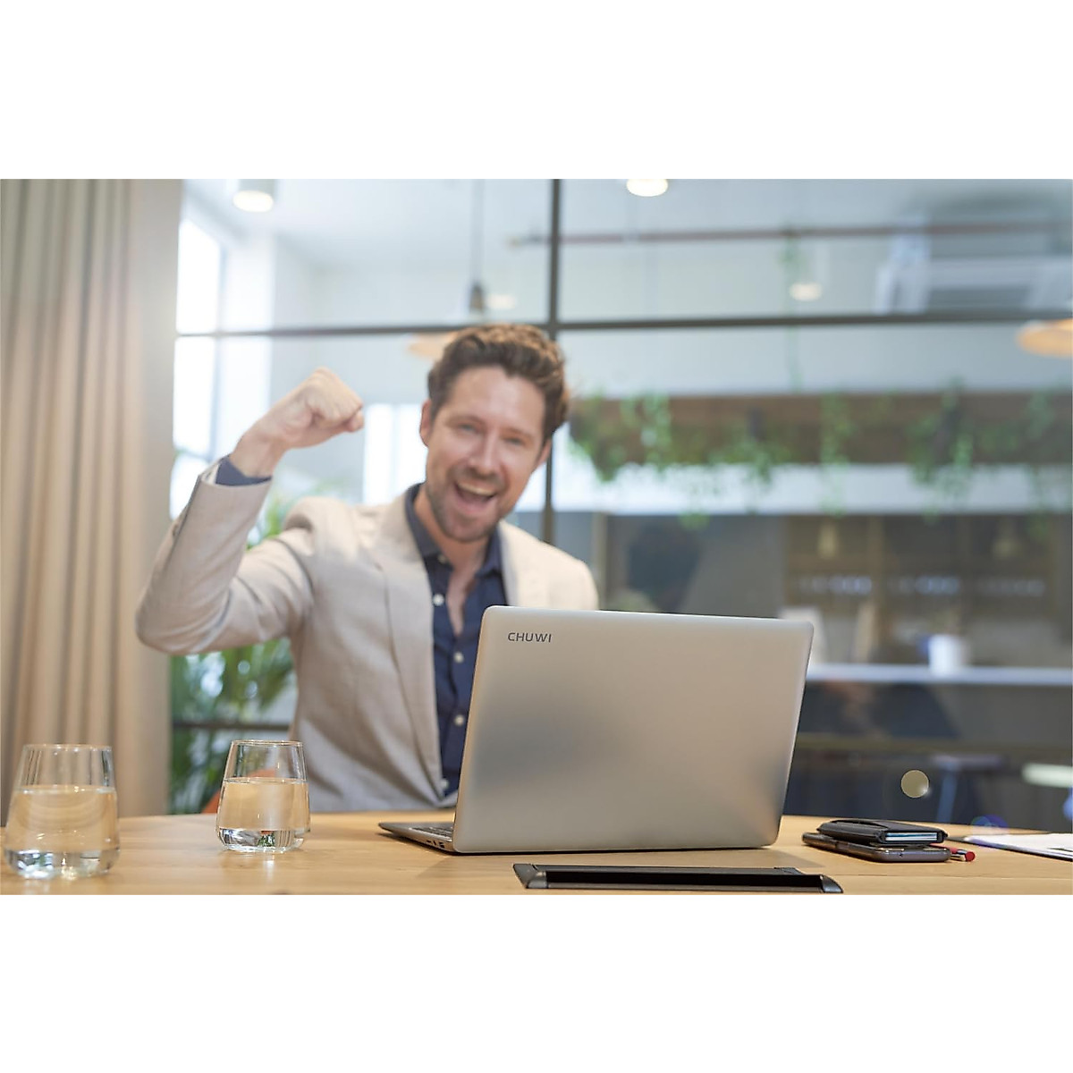 CHUWI HeroBook Pro 14.1'' Laptop, 8GB RAM 256GB SSD, Windows 11 Laptop, 1TB SSD Expand, Intel Celeron N4020(up to 2.8GHz), 2K FHD IPS Display, Ultra Slim, Mini-HDMI, 5G WiFi, BT4.2, Webcam,TF Card