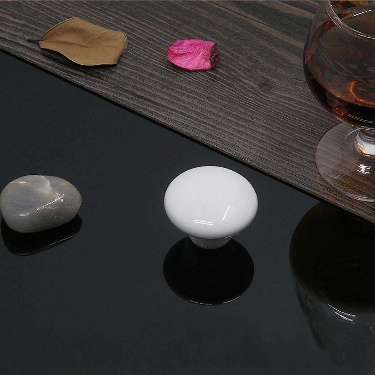 HUAMULAN 15PCS White Glossy Ceramic Knobs Button Round Mushroom Cabinet Dresser Vintage Pulls Door Handles Cupboard Wardrobe Drawer, Dia. 1.5 inch 38mm