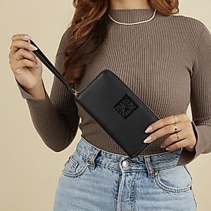 A|X Armani Exchange Women's Logo Zip Around Wallet Wristlet Wrislet Bag, Black, One Size