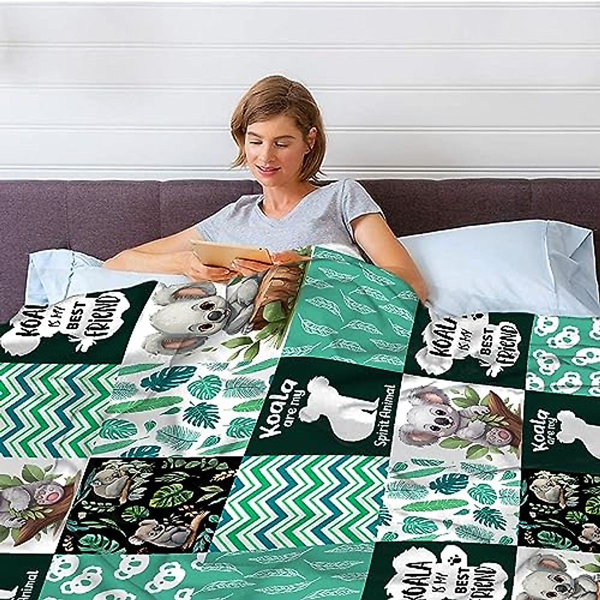 Koala Blanket Leaf Blanket Super Soft Cozy for Couch Bed Travel Koala Gifts for Girls Boys Women Men Green Stripe Blanket Suitable for All Seasons 30"x40"for Toddler/Pets