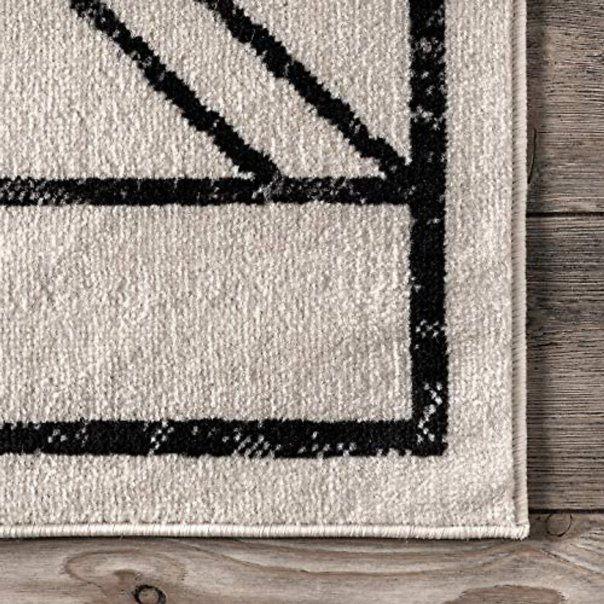 nuLOOM Saniyah Geometric Diamond Area Rug, 6' 7" x 9', Grey