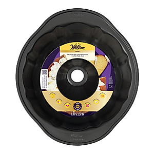 Wilton Perfect Results Premium Non-Stick 9-Inch Fluted Tube Pan