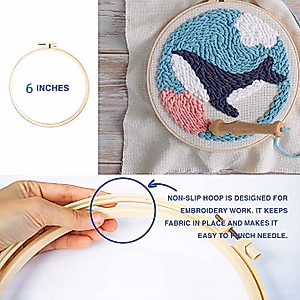Easy Smaller Size DIY Craft Punch Needle Embroidery Kits Rug for Starter Kits with Stamped Color Pattern with Instruction,Yarn and Wood Needle Pen,15cm Hoop (Christmas Penguin),(Guyee0918Punch02)