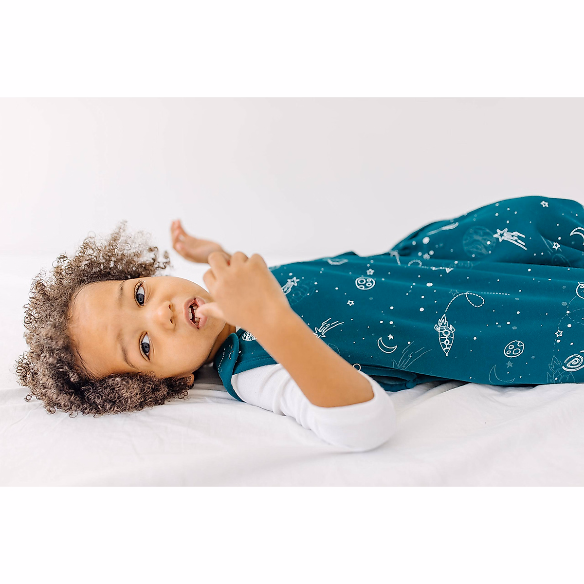 Woolino 4 Season Toddler Sleeping Bag, Merino Wool and Organic Cotton Baby Sleep Bag Sack, 2-4 Years, Space (Glow In The Dark)