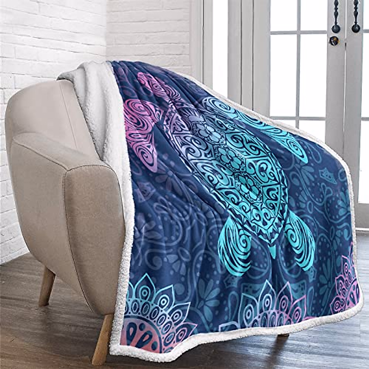 Turtle Blankets and Throws for Kids and Adults Sherpa Blanket Sea Turtle Printed Pruple and Blue Soft Fleece Throw Blanket Fuzzy Gifts for Turtle Lovers