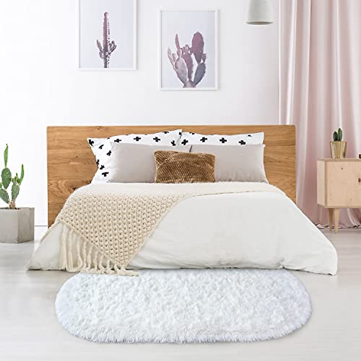 Terrug Super Soft Oval Rugs for Kid's Room, Cute Fluffy Plush Rugs 2.6x5.3 Feet for Girls Bedroom Dorm, Non-Slip Modern Shaggy Carpet for Living Room, Home Decor White for Bedroom White