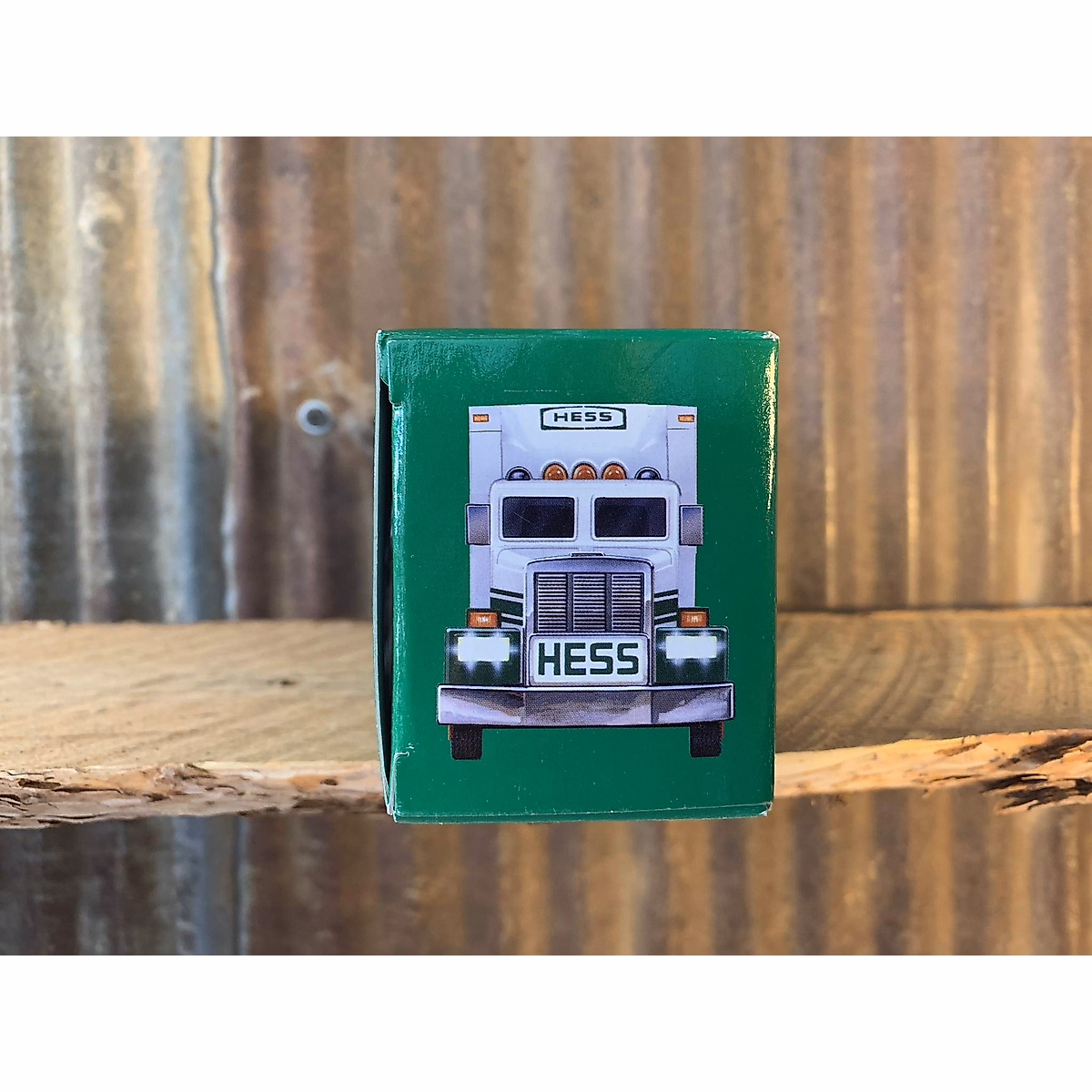 Hess Mini 18 Wheeler - 2006