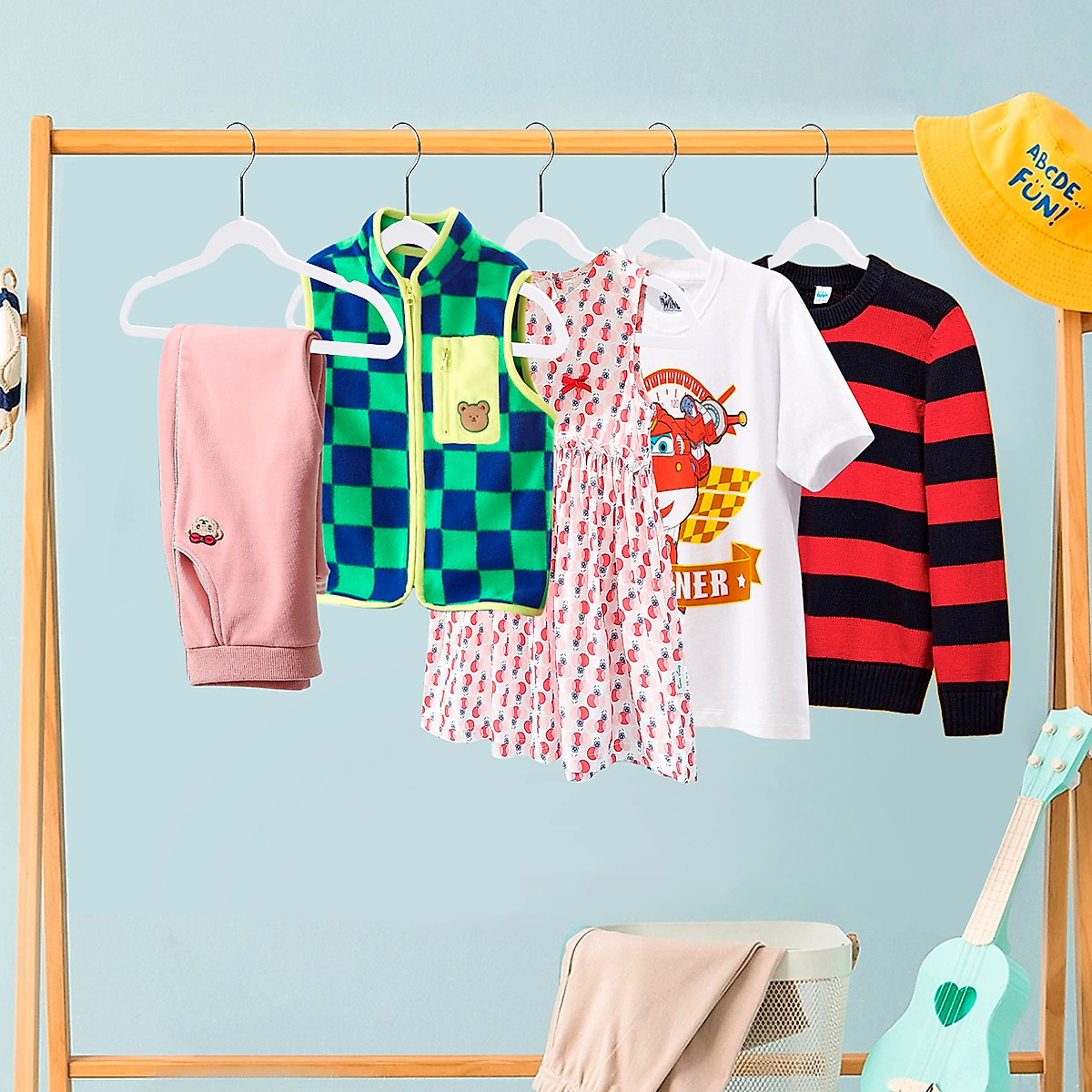 Quality Kids Plastic 30 Pack Non Velvet Non-Flocked Thin Compact Children's Hangers Swivel Hook for Shirts Blouse Coats (White, 30)