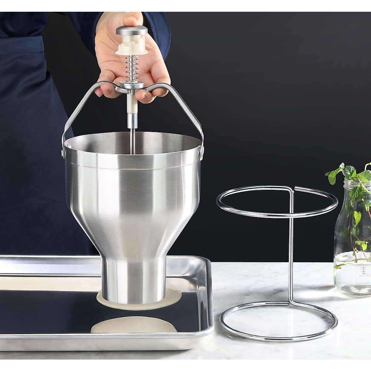 New Star Foodservice 37470 Commercial Grade Stainless Steel 18/8 Pancake Dispenser with Stand, Silver