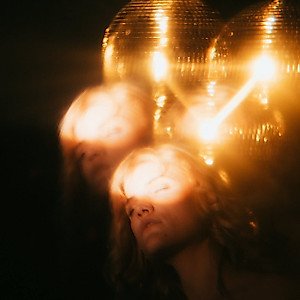 KOGJAERS Lens Prism 79mm Handheld Kaleidoscope Lens Filter Fractal Photography for Photography Creation Repeating Themes - Perfect Photographer Gift