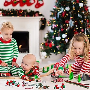 800 Pcs Christmas Pipe Cleaners Sets Include 200 Pcs 10 Colors Chenille Stems 200 Pcs 5 Sizes Self Adhesive Wiggle Googly Eyes 400 Pcs 4 Sizes Art and Crafts Pompoms for DIY Making (Fresh Color)