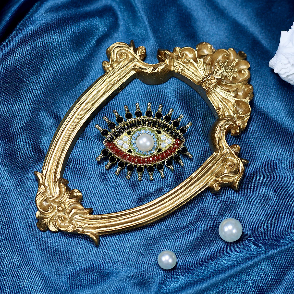 Lucky Charm Evil Eye Aojo Brooch Pin for Women Fully-Jewelled with Freshwater Pearl& Rhinestone Crystal for Wedding Party Prom Gift Necklace Dual Use Lapel Pin Accessories for Shawl Scarf Buckle