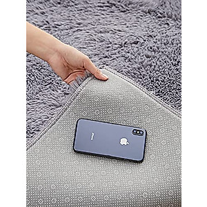 OhGeni Machine Washable 4x5.3 Feet Area Rug for Bedroom, Living Room, Dorm Room, Fluffy Soft Faux Fur Rugs Non-Slip Floor Carpet, Kids Nursery Modern Home Decor Grey (OG1104)