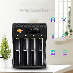 Universal Battery Charger, Fast Charging Function with LED Display, 4-slot Smart Battery Charger for 18650 16340 14500 18350 Rechargeable Batteries
