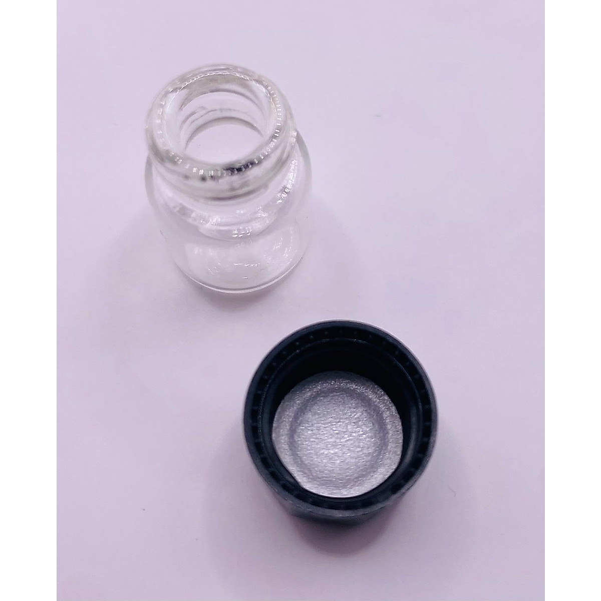 [144 Pack] 1.5 ml Glass Vials, High Grade Borosilicate Glass Empty Vials with Caps, Small Liquid Sample Clear Vial, Black Closed Top Screw Caps with PE Liner (0.4 Dram)