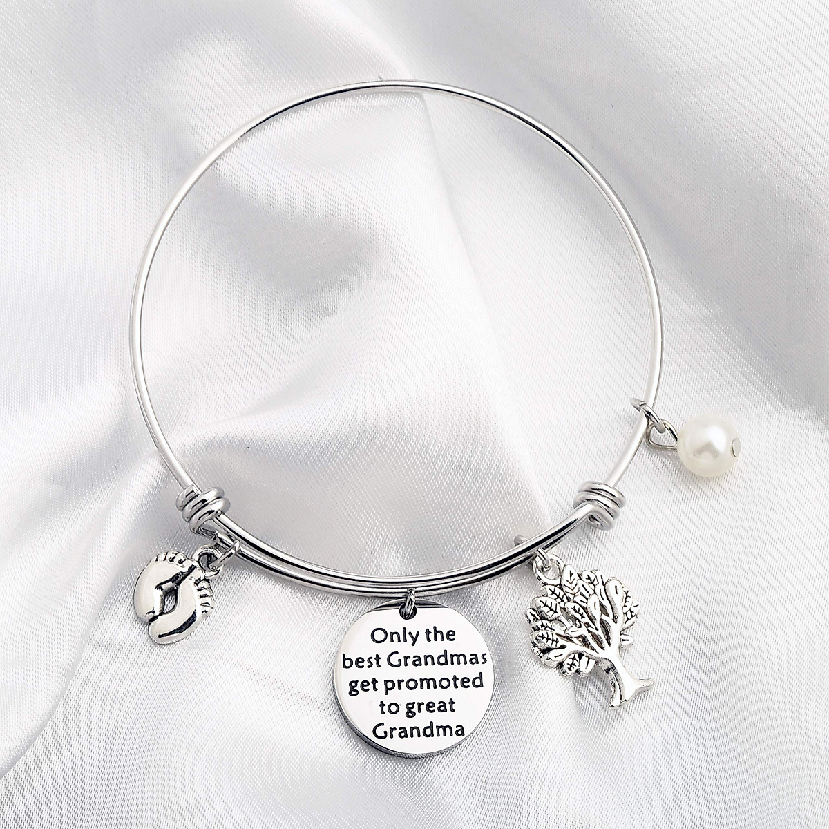 FUSTMW Baby Reveal Gift For Grandma New Grandma Bracelet Only The Best Grandmas Get Promoted To Great Grandma Baby Announcement Gift (silver)