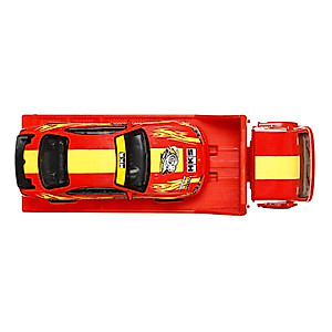 Hot Wheels Team Transport Fleet Flyer & Nissan Silvia S15, Celebrates Racing Experience & Car Culture, Premium Vehicles, 1:64 Scale Car & Transport, Gift for Race Fans & Toy Car Collectors