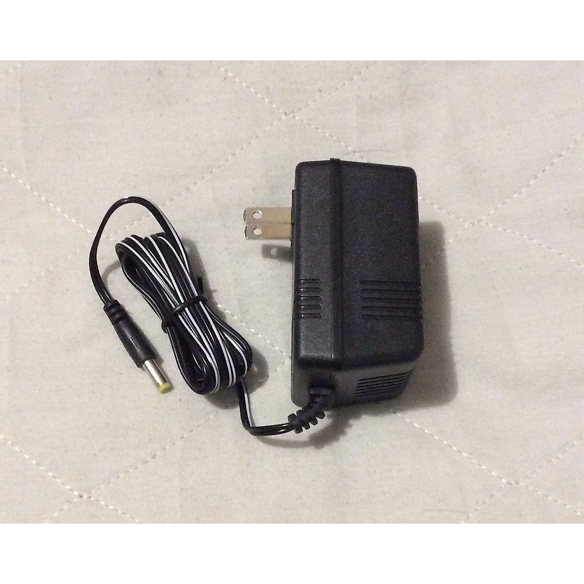 AC Adapter for Genesis 2/3(Nomad,Game Gear,Sega Pico,32x,CDX,JVC X’eye)