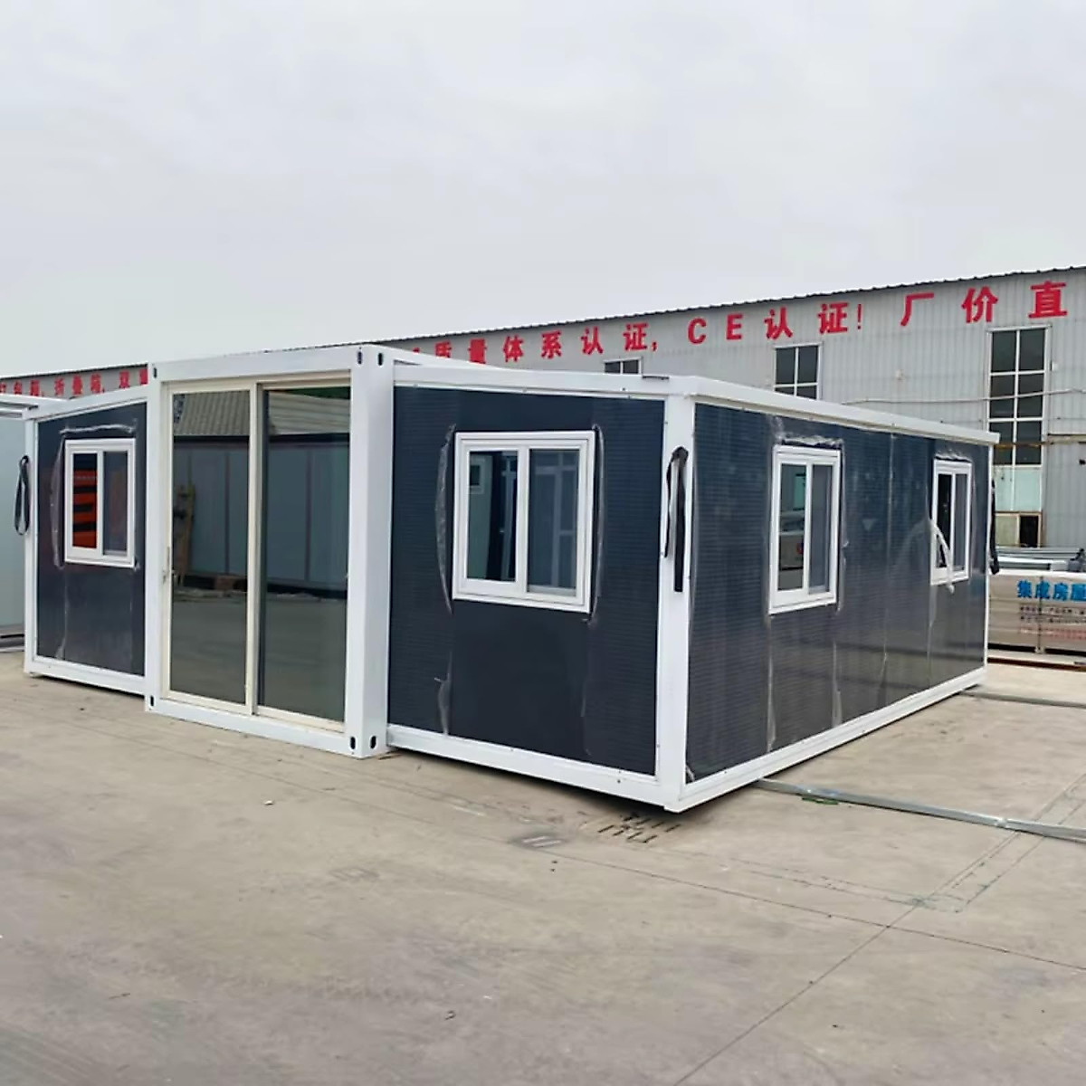 Prefab Mobile Folding Expandable Container House 20Ft 40Ft Portable Modular Modern 2 3 Bedroom Foldable Homes House