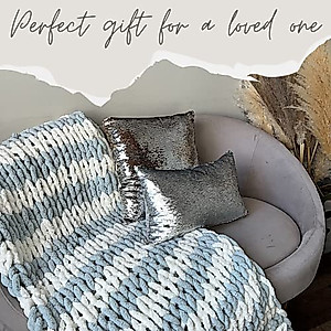 Kaffrey 50 x 60 Inches, 4.2 lb, Chunky Knit Blanket, Luxury Hand-Knitted Chenille Throw Blanket, Soft and Cozy Giant Knitted Blanket, Machine-Washable and Non-Shedding, Ocean Waves