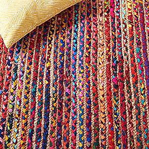 Safavieh Braided Collection Accent Rug - 4' x 6', Natural & Multi, Handmade Farmhouse Cotton, Ideal for High Traffic Areas in Entryway, Living Room, Bedroom (BRD262B)