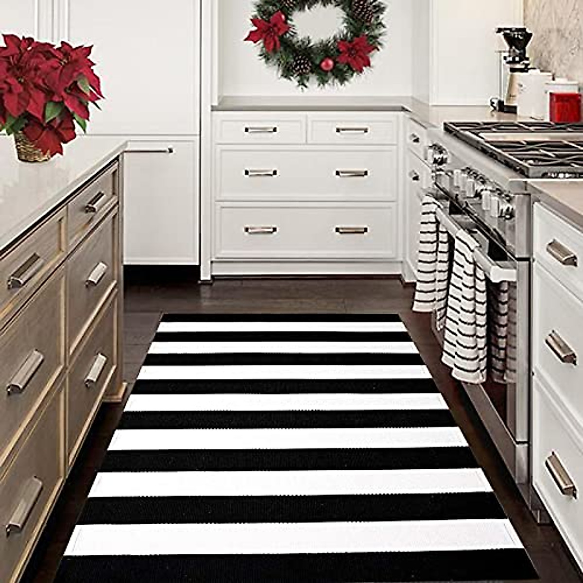 Black and White Striped Rug Outdoor Reversible Mat 35.4'' x 59'' Front Door Mat Hand-Woven Cotton Indoor/Outdoor for Layered Door Mats,Welcome Door Mat, Front Porch,Farmhouse,Kitchen,Entry Way