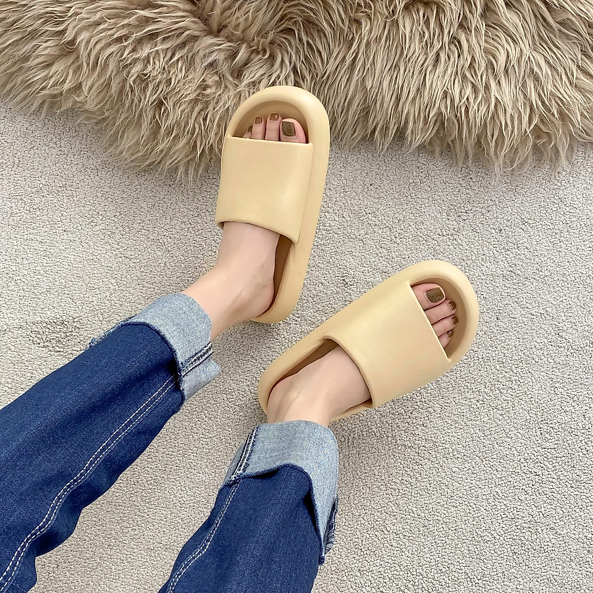 Cloud Slides for Men and Women, Comfy Lightweight Slippers, Thick Sole Anti-Slip Shower Slides Sandals Quick Drying Shoes for Indoor Outdoor