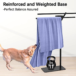 XIGOO Standing Towel Rack for Spacious Bathroom, 31.5 Inch Wide Large Towel Stand, Pool Towel Rack Outdoor Towel Drying Rack Blanket Rack for Living Room Hot Tub