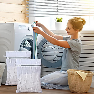 Eraizo 2 pcs durable honeycomb mesh laundry bag for washing delicate clothing bags for socks and underwear, 12 x 16 inches