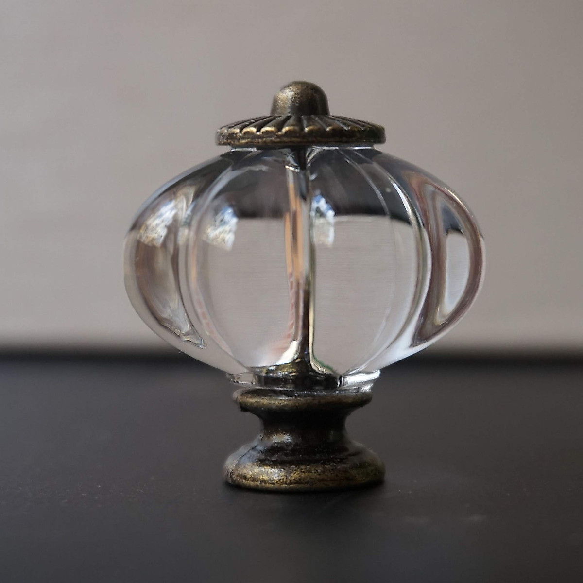 Perphin Acrylic Cabinet Knobs, Clear Pumpkin Dresser knobs Antique Set of 10 Vintage Decorative DIY Handles Pulls for Wardrobe, Closet, Drawers, Kitchen Furniture or Kids Room with 3 Sized Screws