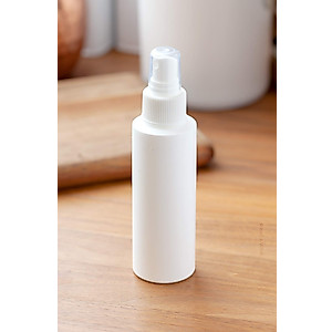 JUVITUS 4 oz / 120 ml White Plastic HDPE Refillable Cylinder Squeeze Bottle with White Fine Mist Spray (12 Pack)