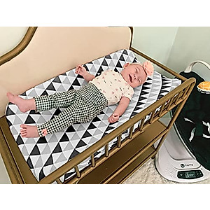 Changing Pad Cover – Baby Changing Pad Covers 4 Pack – Boy or Girl Changing Pad Cover – Pure Jersey Machine Washable Black and White Changing Table Cover – Diaper Changing Pad Cover Sheets