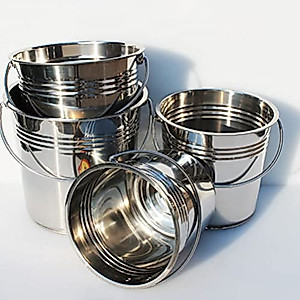 Yardwe Compost Bin Stainless Steel Compost Bucket Kitchen Countertop Odorless Compost Pail with Lid Food Waste Container with Carrying Handle for Outdoor Indoor Silver