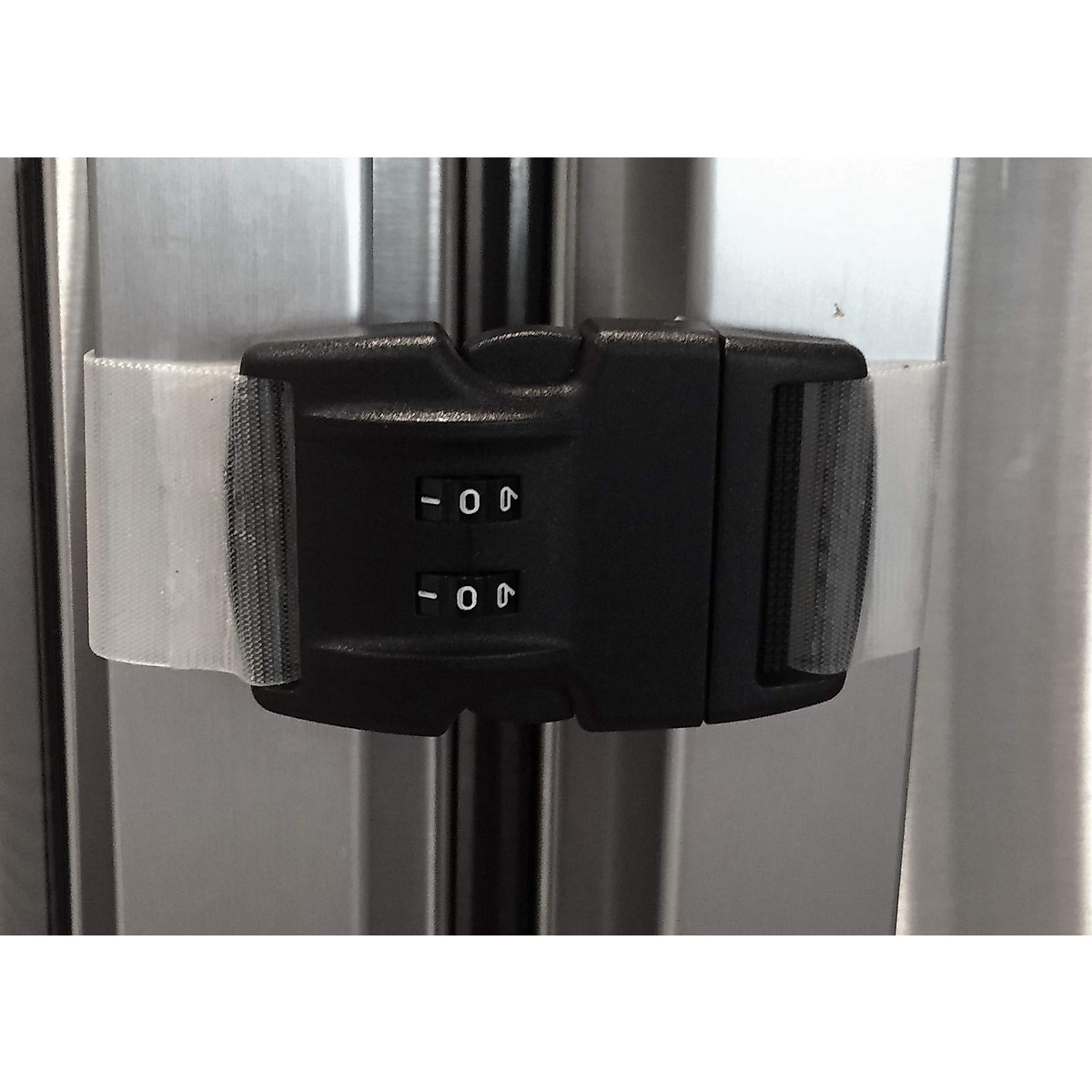 LockingStraps Latch Securing Strap