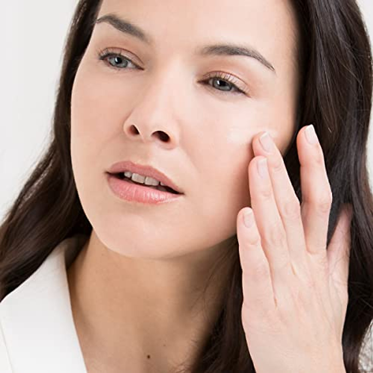 ISDIN Skin Drops, Face and Body Makeup Lightweight and High Coverage Foundation, Sand Shade for Fair to Light Skin Tone