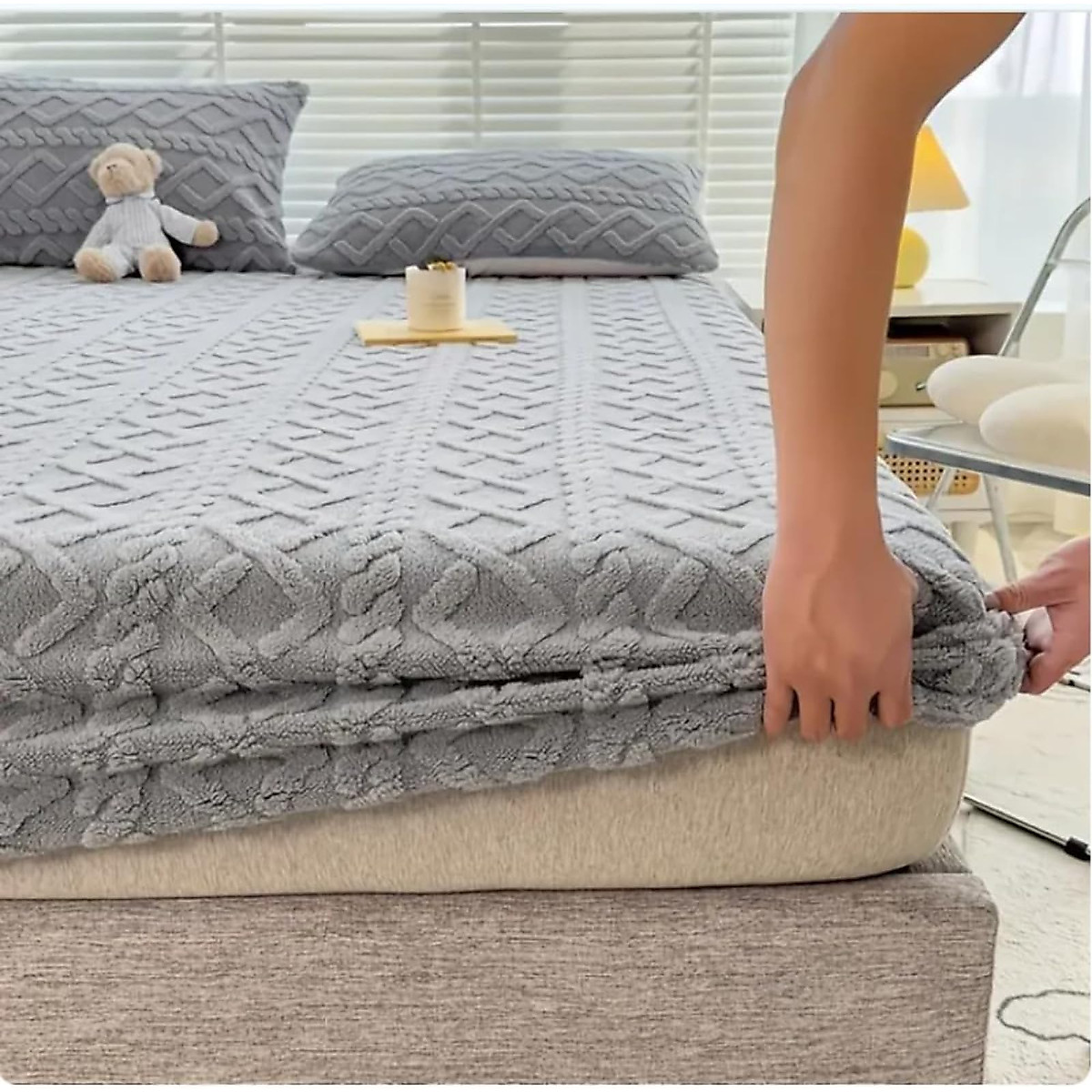 Lyvara Magic Mattress Covers,Lyvara Luxury Mattress Covers,Lyvara Magic Mattress Cover,Velvet Mattress Cover,Mattress Protector Queens,Mattress Protector for Queen (Grey, Queen)