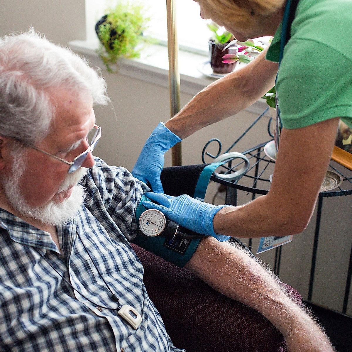 AMMEX Blue Nitrile Disposable Exam Gloves, 3 Mil, Latex & Powder Free, Food-Safe, Textured, Non-Sterile, Large, Box of 100