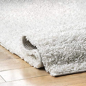 nuLOOM Wowshag Area Rug, 5' 3" x 7' 6", White