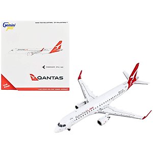 GeminiJets GJQFA2082 QantasLink Embraer 190AR VH-UZD; Scale 1:400