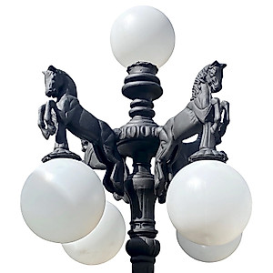The King's Bay 10 Ft 5 Arm Horse Pole Light for Commercial or Residential Use