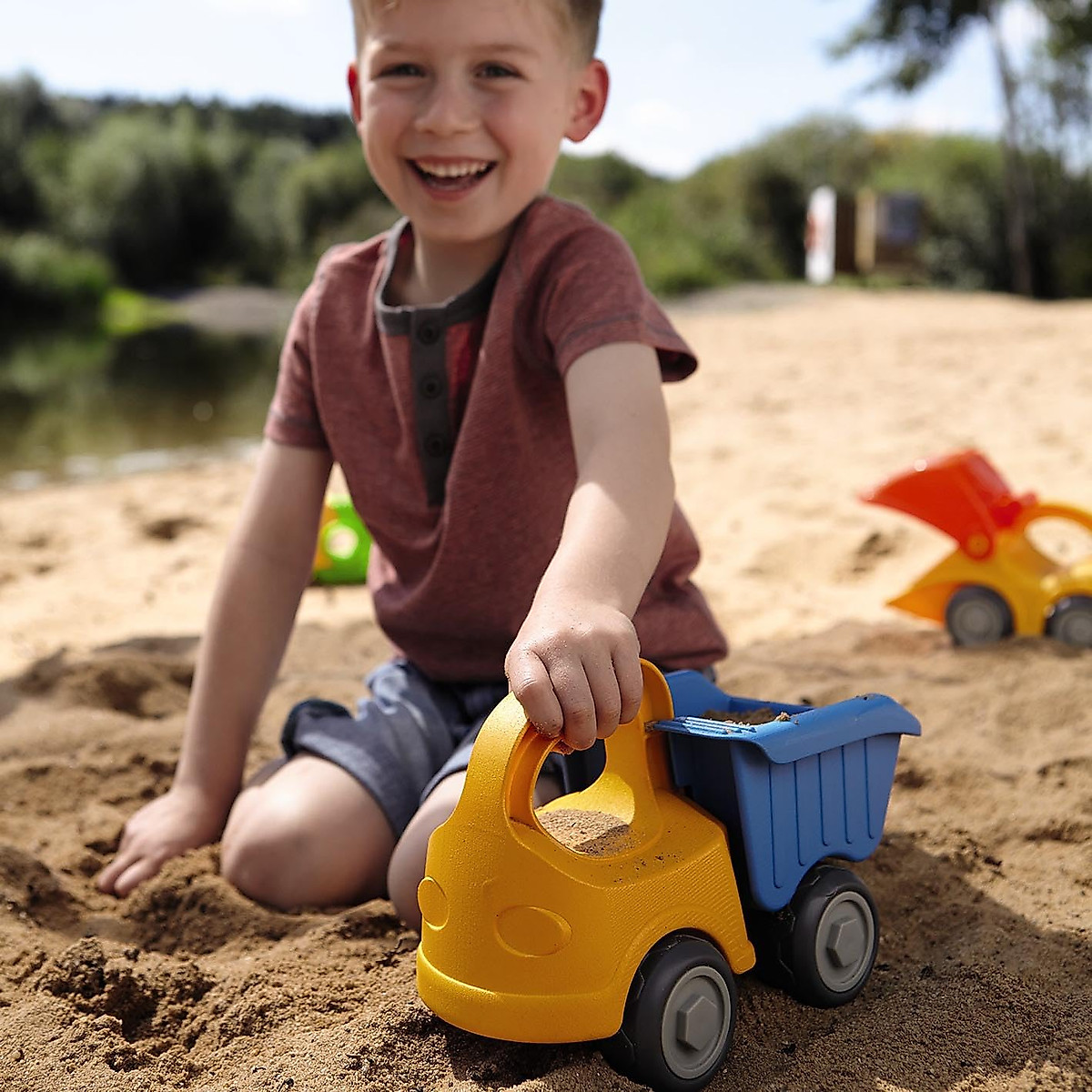 HABA Dump Truck Beach Toys for Toddlers 1-3, Sandbox Toys, Construction Toys, Excavator Toys for Boys 3-5 Year Old & Beach Essentials for Kids 18 Mo+