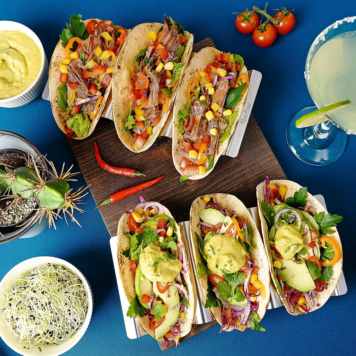 Uno Casa Metal Taco Holder Set of 6 - U-Shaped Taco Holders for Griddle, Durable Taco Holders for Party, Stainless Steel Fun Taco Holders, Dishwasher Safe Taco Holders for Oven - Recipe Book Included