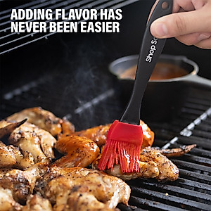 Small Cast Iron Basting Pot with Silicone BBQ Brush – Cast Iron Saucepan for Grilling, Smoking, and BBQ Accessories, 15 Oz