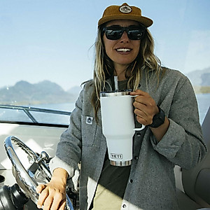 YETI Rambler 42 oz Straw Mug, Vacuum Insulated, Stainless Steel, Wild Vine Red