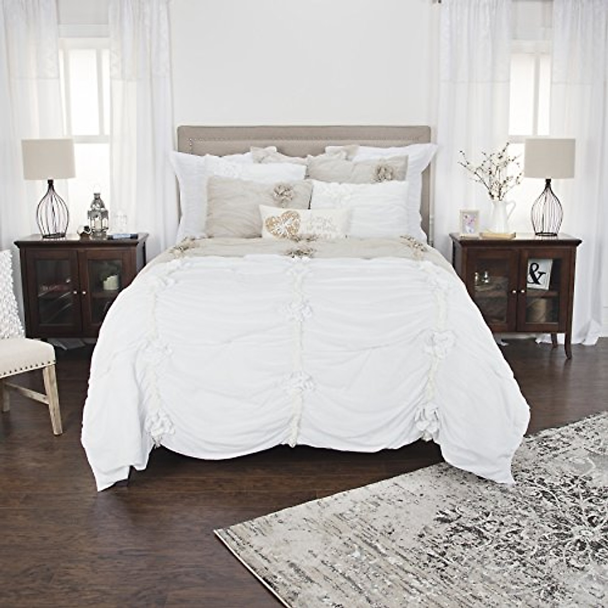 Rizzy Home | BQ4332 | Polyester Quilt | 106"x92" White/Neutral/ Stripe