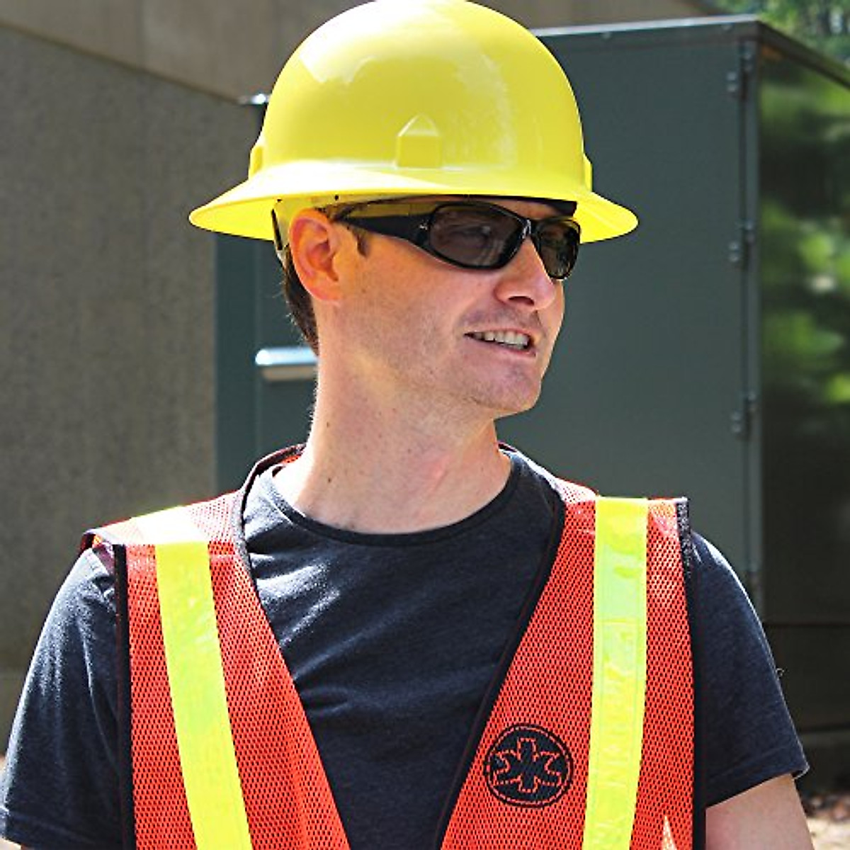 Smith & Wesson Elite Safety Glasses (21303), Smoke Lenses, Black Frame, Unisex Sunglasses for Men and Women