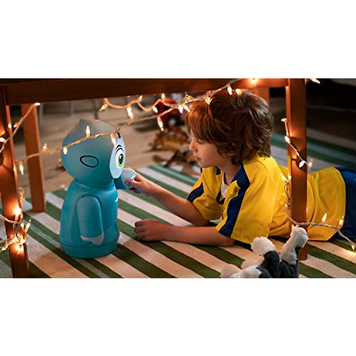 Moxie Robot, Conversational Learning Robot for Kids 5-10, GPT-Powered AI Technology, Increases Social Confidence, Articulating Arms & Emotion-Responsive Camera, Birthday Gift Boys and Girls