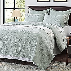 Anluoer Quilt Queen Size Bedding Set-Sage Green Embossed, Bedspreads-Lightweight Summer Soft Microfiber Bedspread, Bed Coverlet for All Seasons (1 Quilt, 2 Pillow Shams)