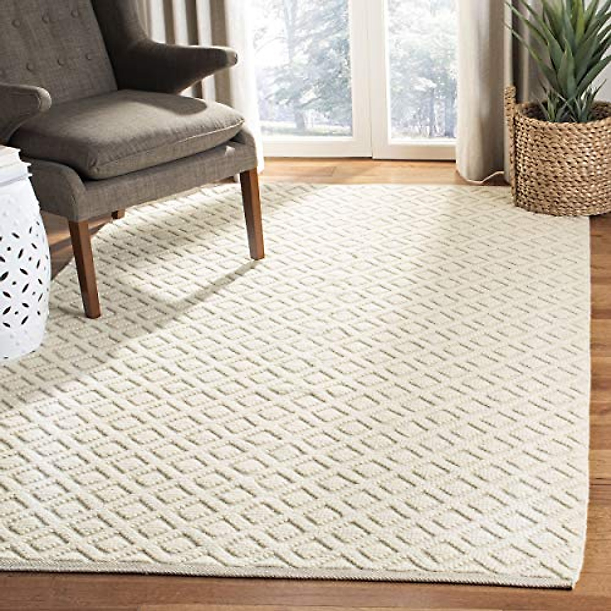 SAFAVIEH Vermont Collection 6' x 9' Ivory VRM304A Handmade Premium Wool Area Rug