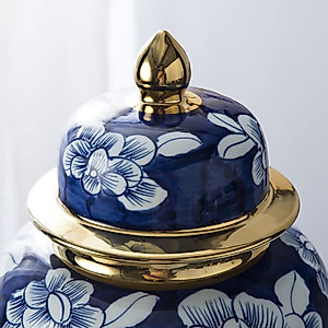 Hand Painted Blue and White Porcelain Ginger Jar Ceramic Vase, Chinese Style Living Room Home Decoration, Temple jar with Gilt Edge (Size : Small)